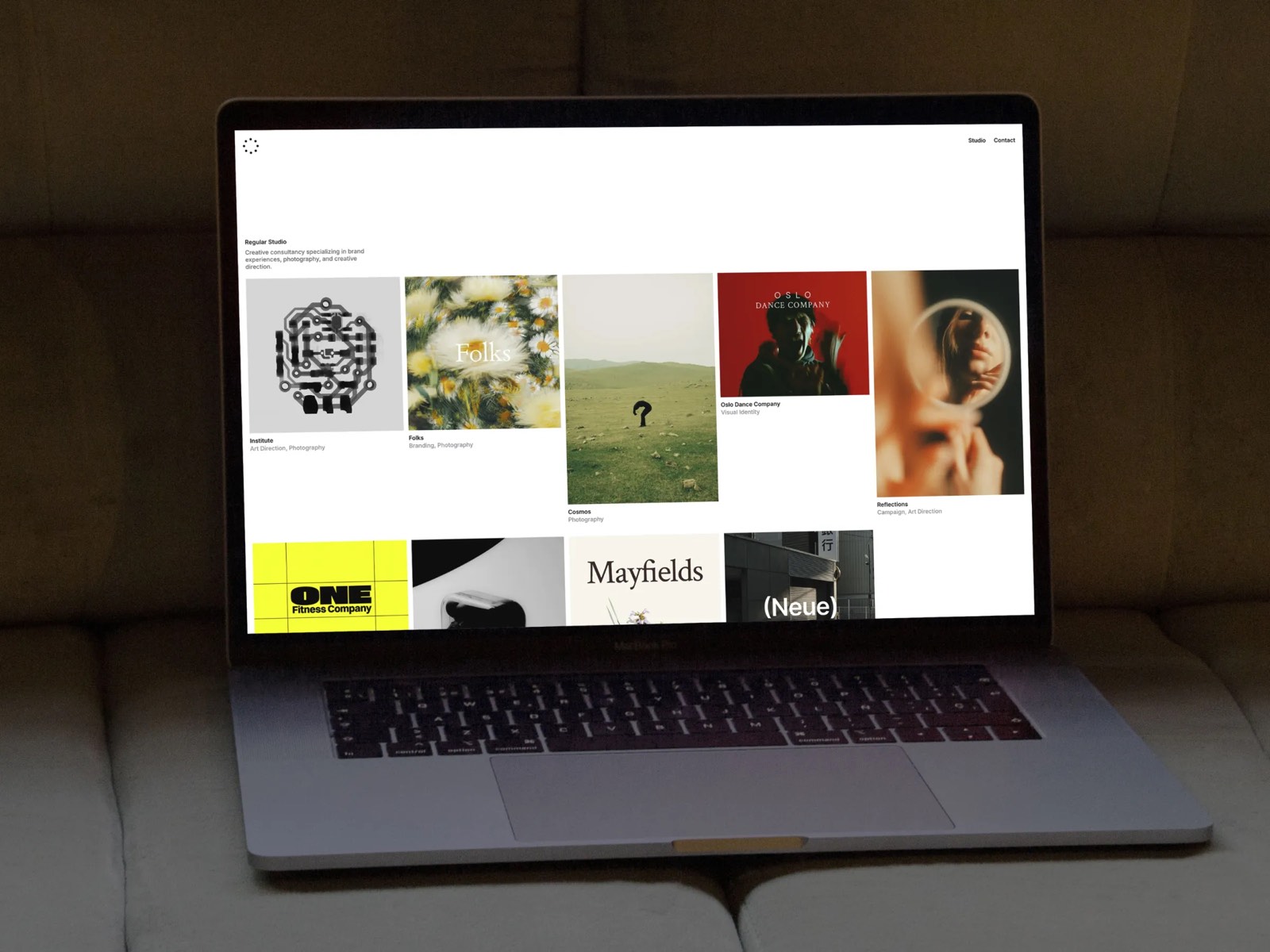 Regular: Free Portfolio Website Template by Layout Gallery — Framer ...